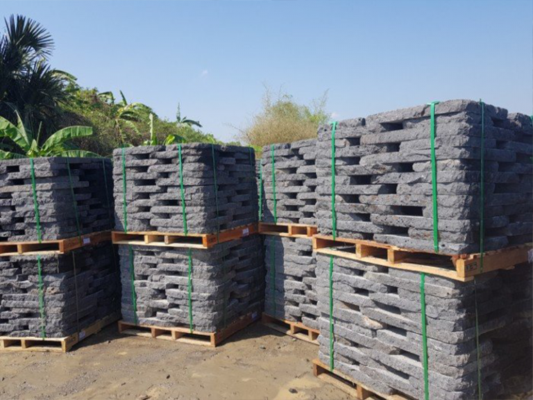 ĐÁ BAZAN LÁT SÂN (STEP STONE T50)